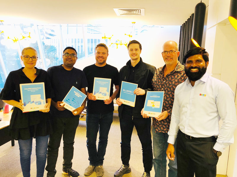 Galería - Programa de Entrenamiento Zoho Spark